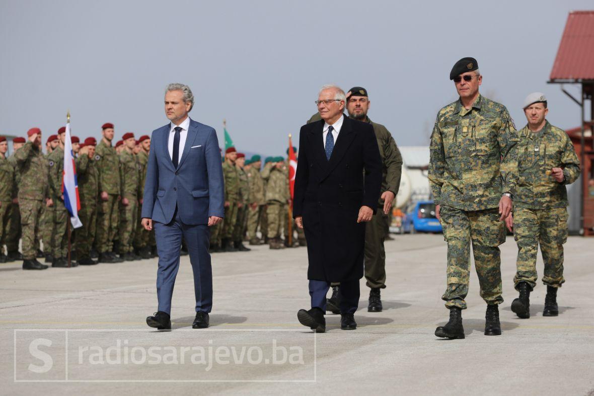 Josep Borrell posjetio bazu u Butmiru: Ovo su poruke - Radiosarajevo.ba